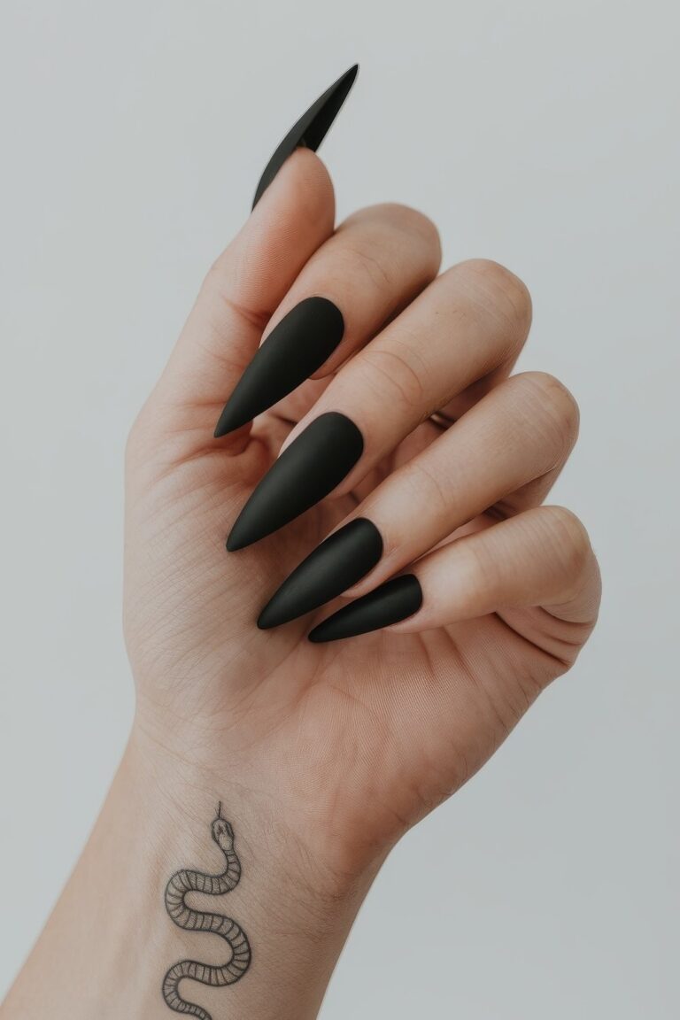28 Unique Hand Tattoo Design Ideas for Creative Souls – Skin And Needle